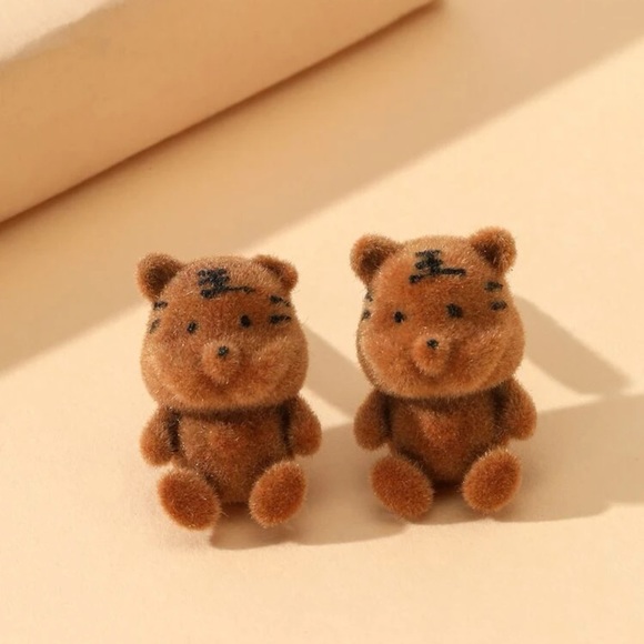 Kathrono | Jewelry | Adorable Fuzzy Teddybear Tiger Bear Stud Earrings ...